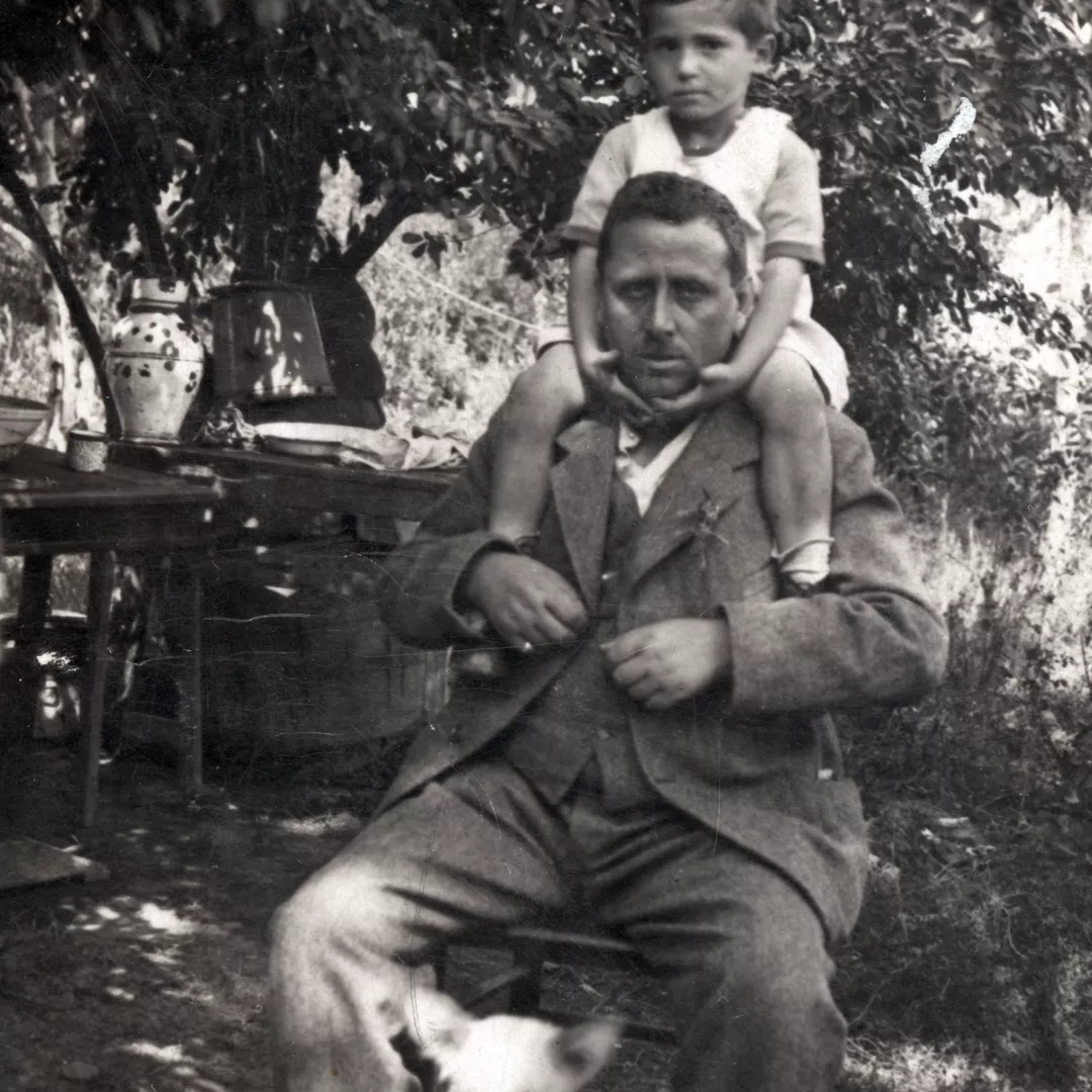David Elazarov with his father Solomon Elazar | Centropa