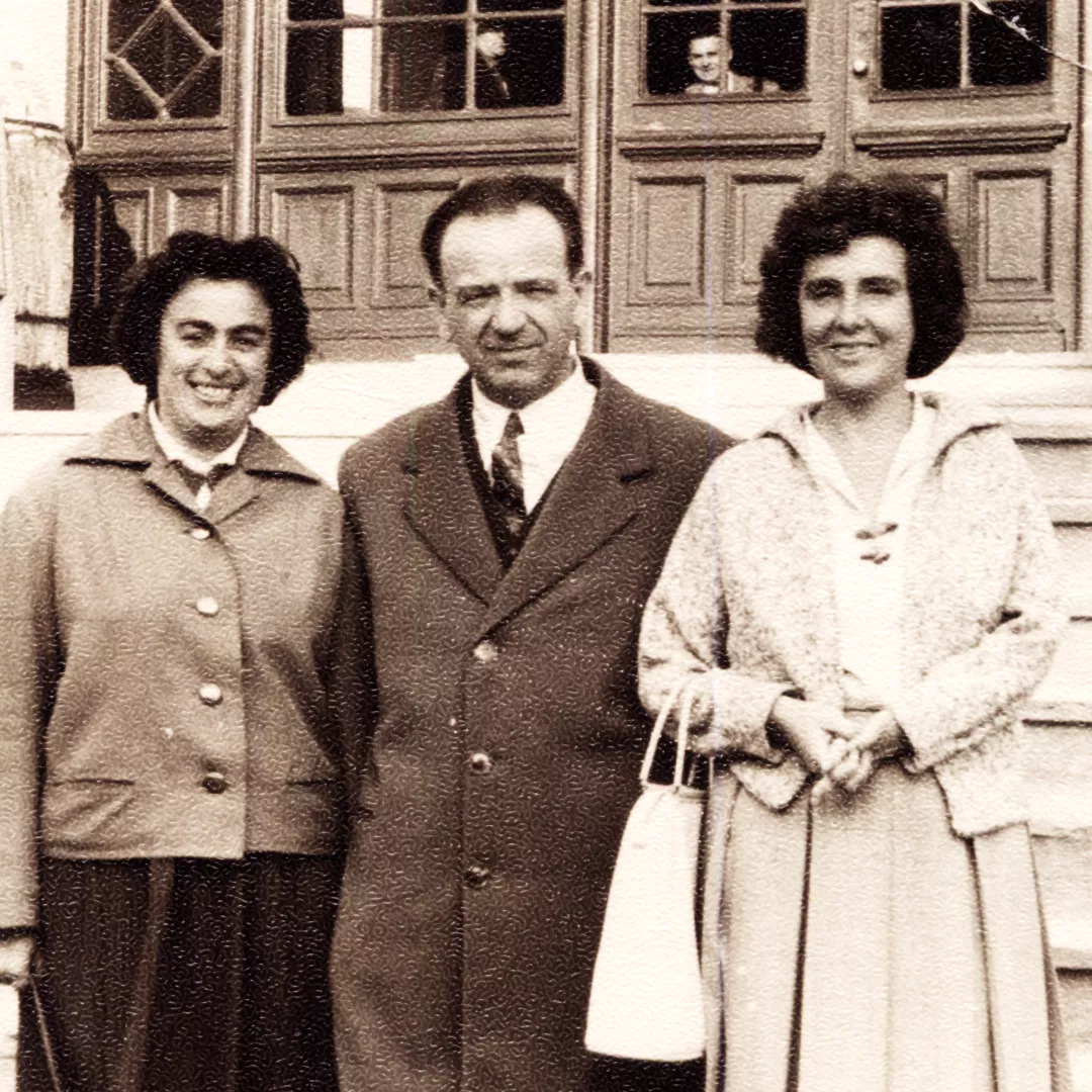 Mira Tudor with Miltiade Filipescu and Gertrude Rado | Centropa
