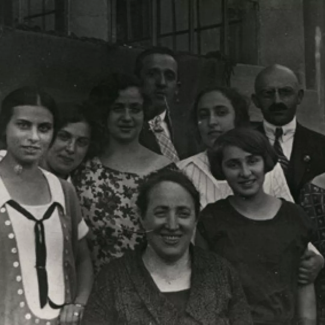 A photograph of the Polak family | Centropa